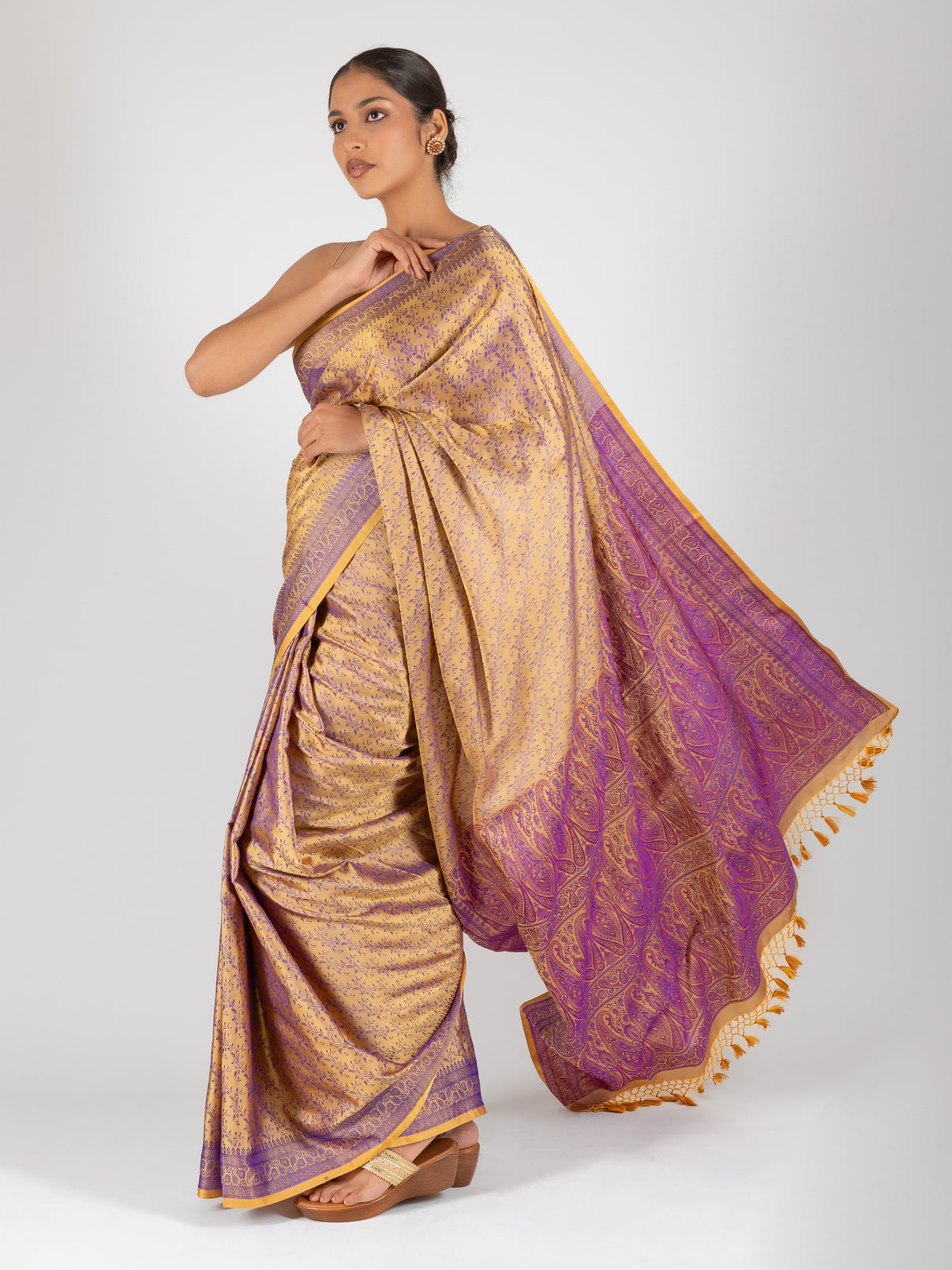 Padmini – SUNDAARI